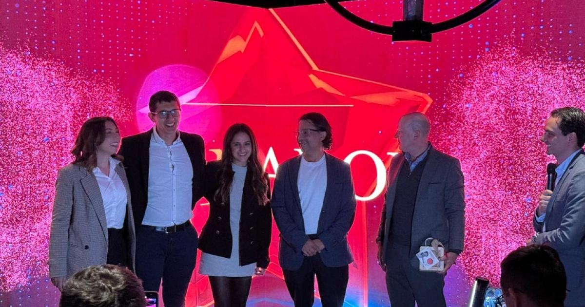 Terranum reconoce a SE por su tecnología - Techie Brekkie